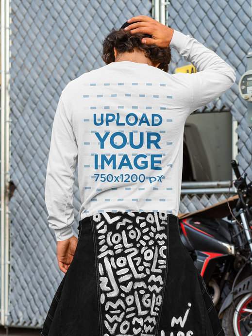 Placeit - Back-View Mockup of a Man in a Long Sleeve Tee